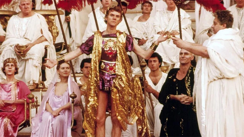 Qnetwork.com - Caligula: The Ultimate Cut